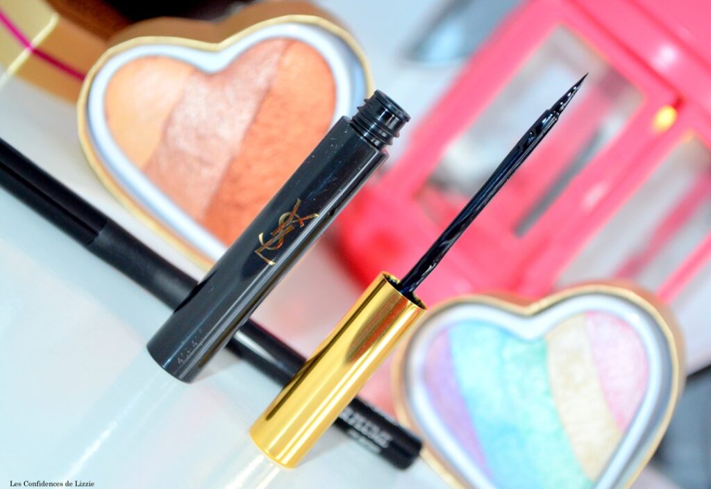 [TUTO MAKE UP] Comment dessiner son trait d'eye-liner en 30 secondes ...